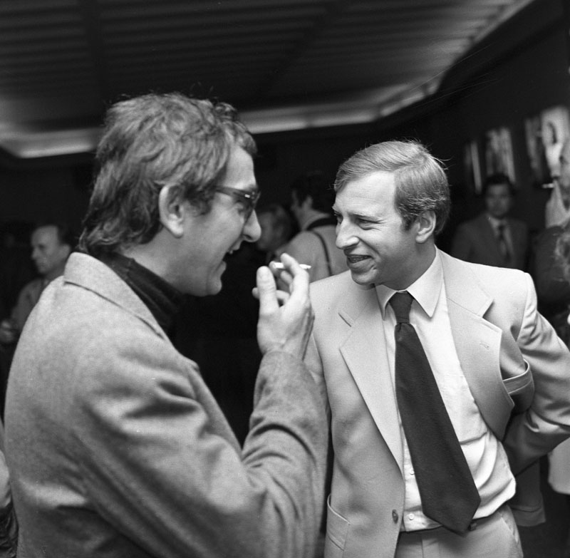 80 lat temu urodził się Krzysztof Kieślowski. Był myślicielem który ...