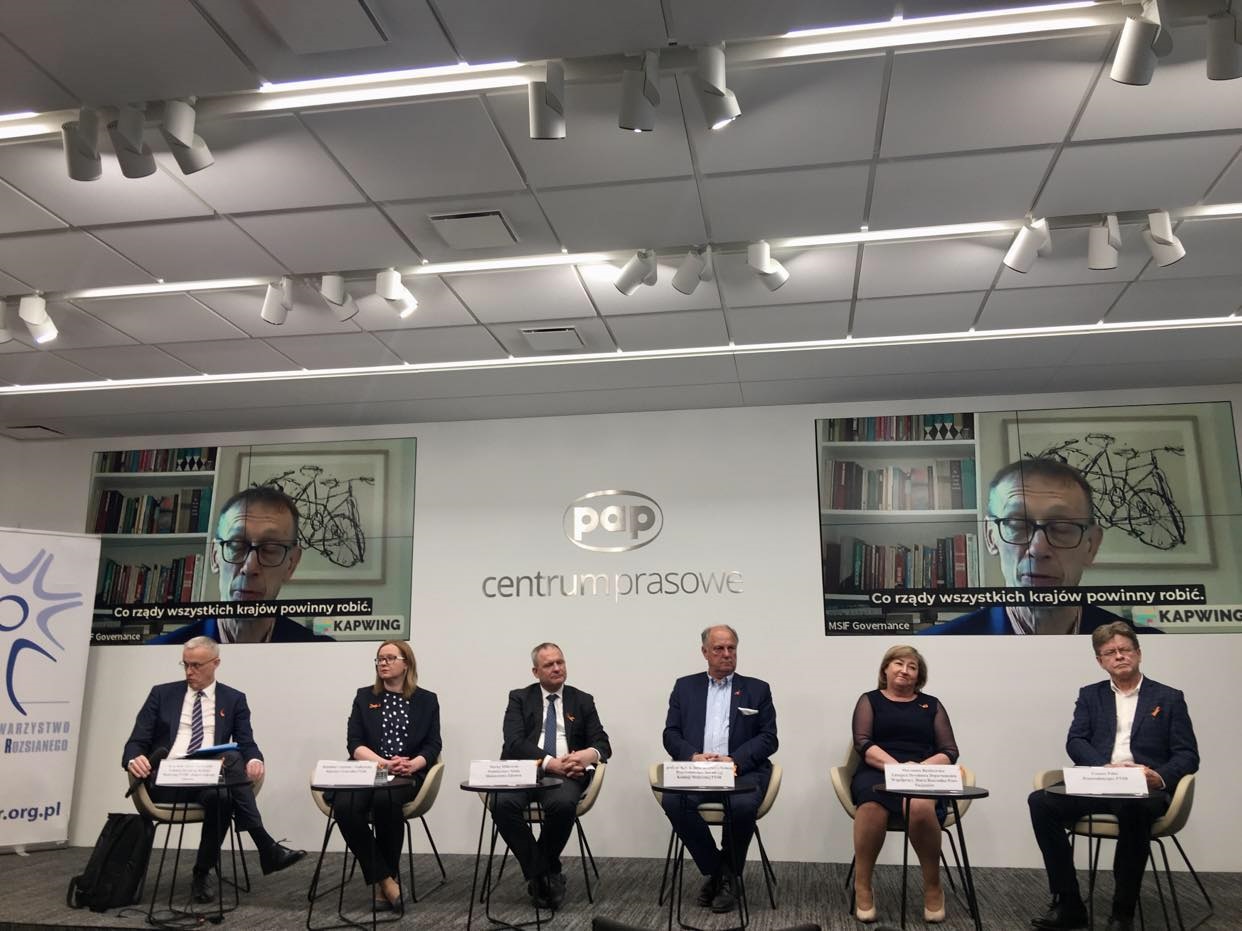 Chorzy na SM powinni zyskać większy dostęp do psychologa i ...