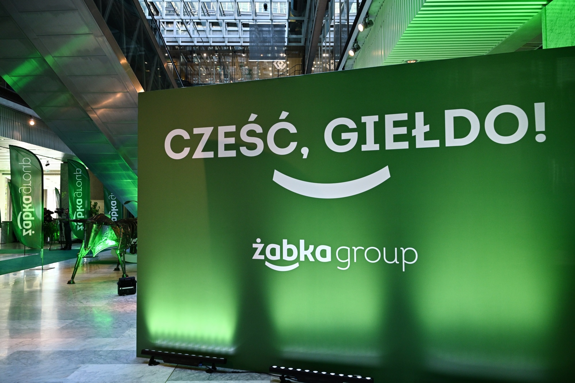 Debiut Żabki na warszawskiej giełdzie to czwarta największa transakcja w historii GPW | Polska ...